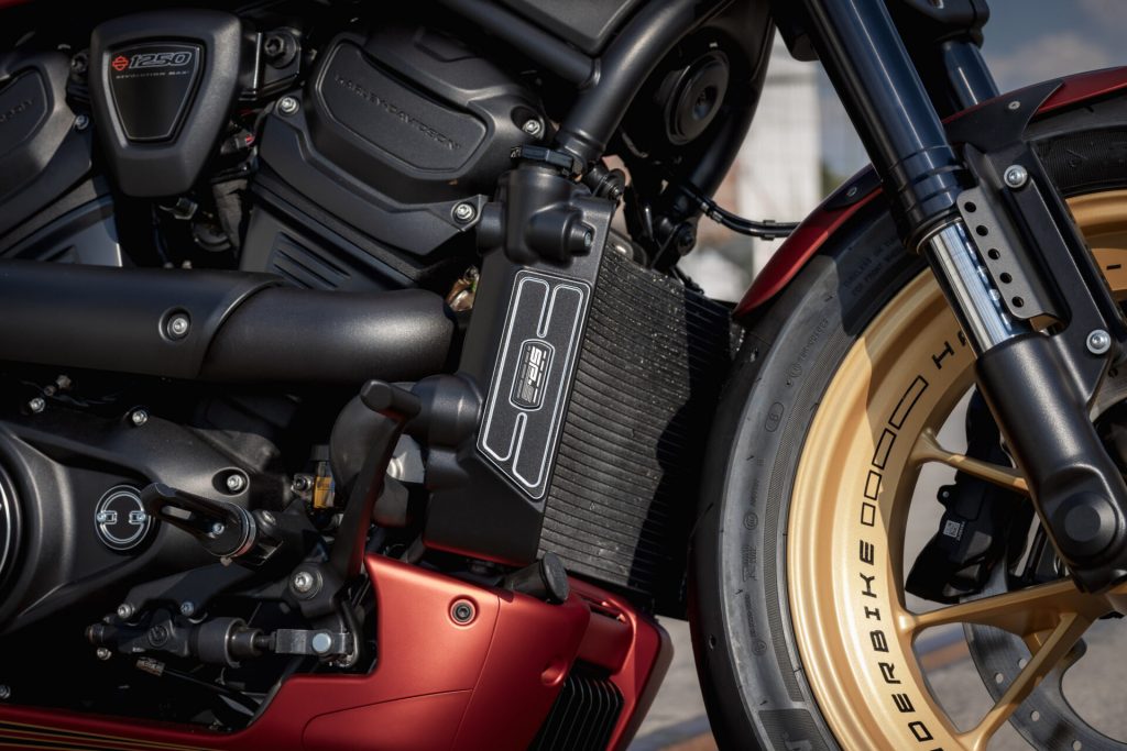 Custom Radiator Shroud for 2021-Up Nightster and Sportster S Models ...